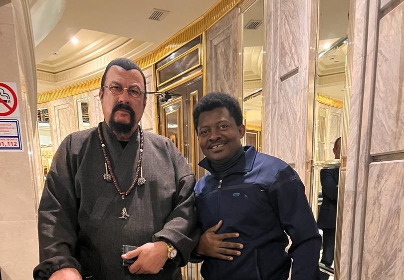 Emile Parfait Simb et Steven Seagal : quel coup nous préparent-ils ...