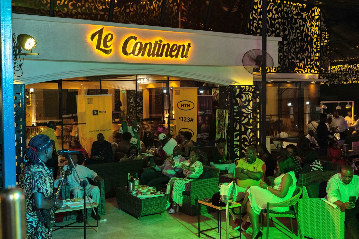 Fally Ipupa épice la cérémonie d'inauguration du nouvel espace ...